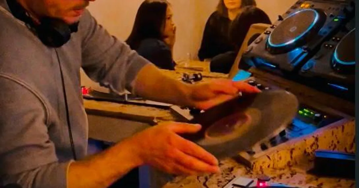 Stuart Burnell — ADE