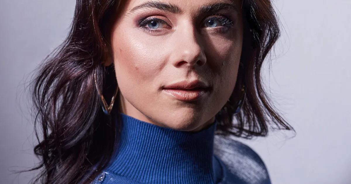 Laura van Dam — ADE