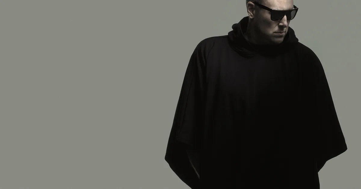 Umek as Zeta Reticula — ADE