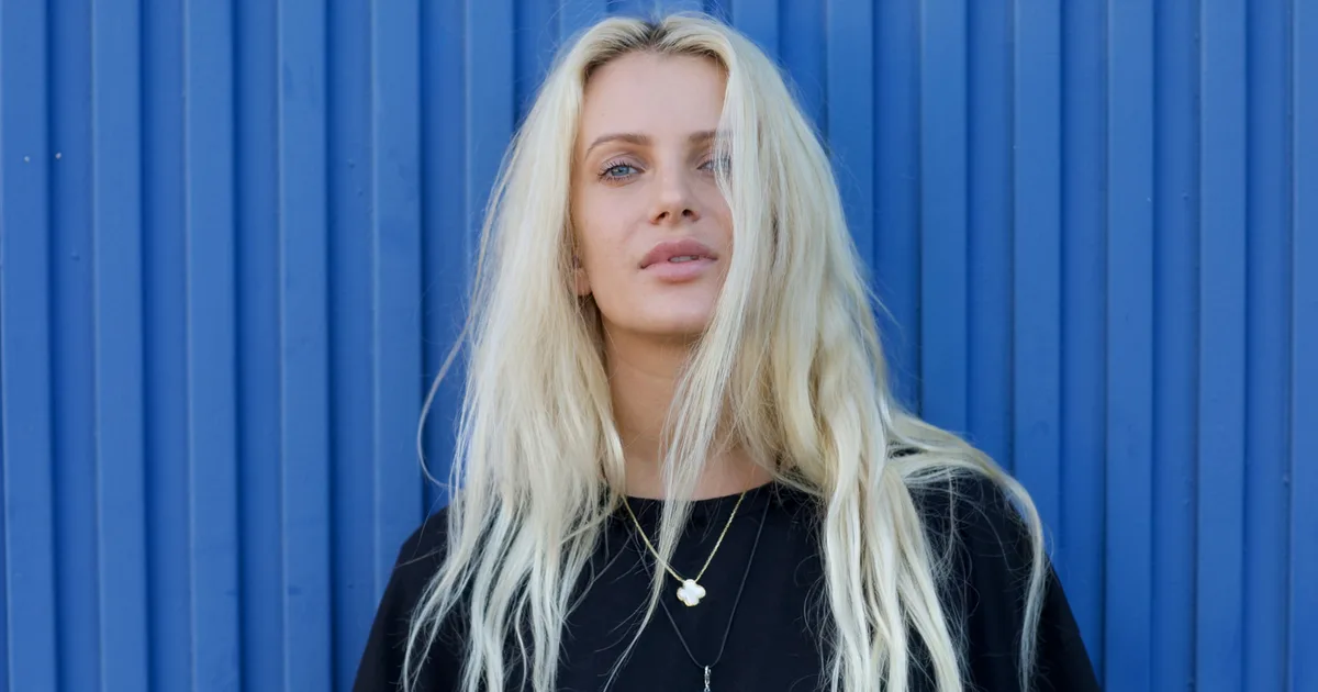 Alev Tav — ADE