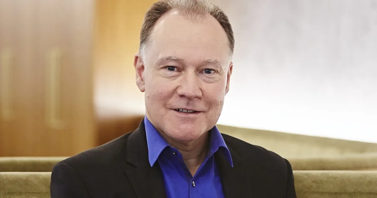 Gordon Williams — ADE