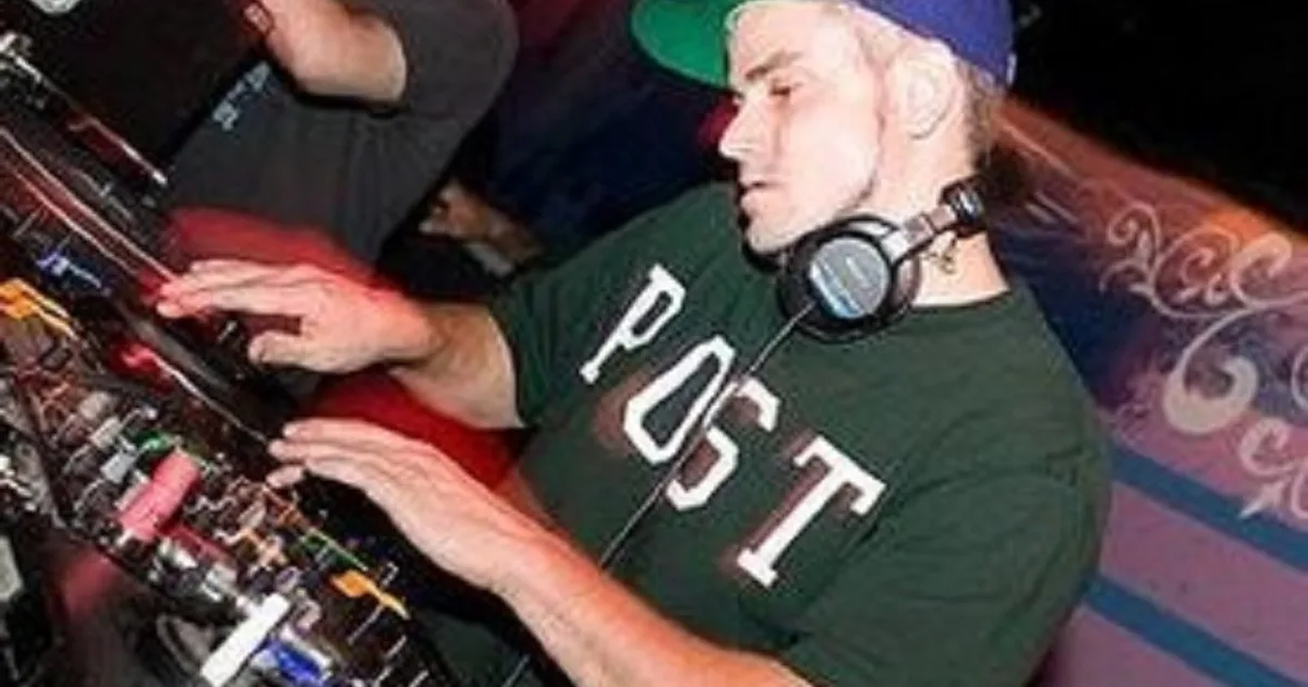 Jason Hodges — ADE