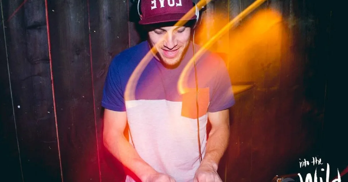 Louis Thomas — ADE